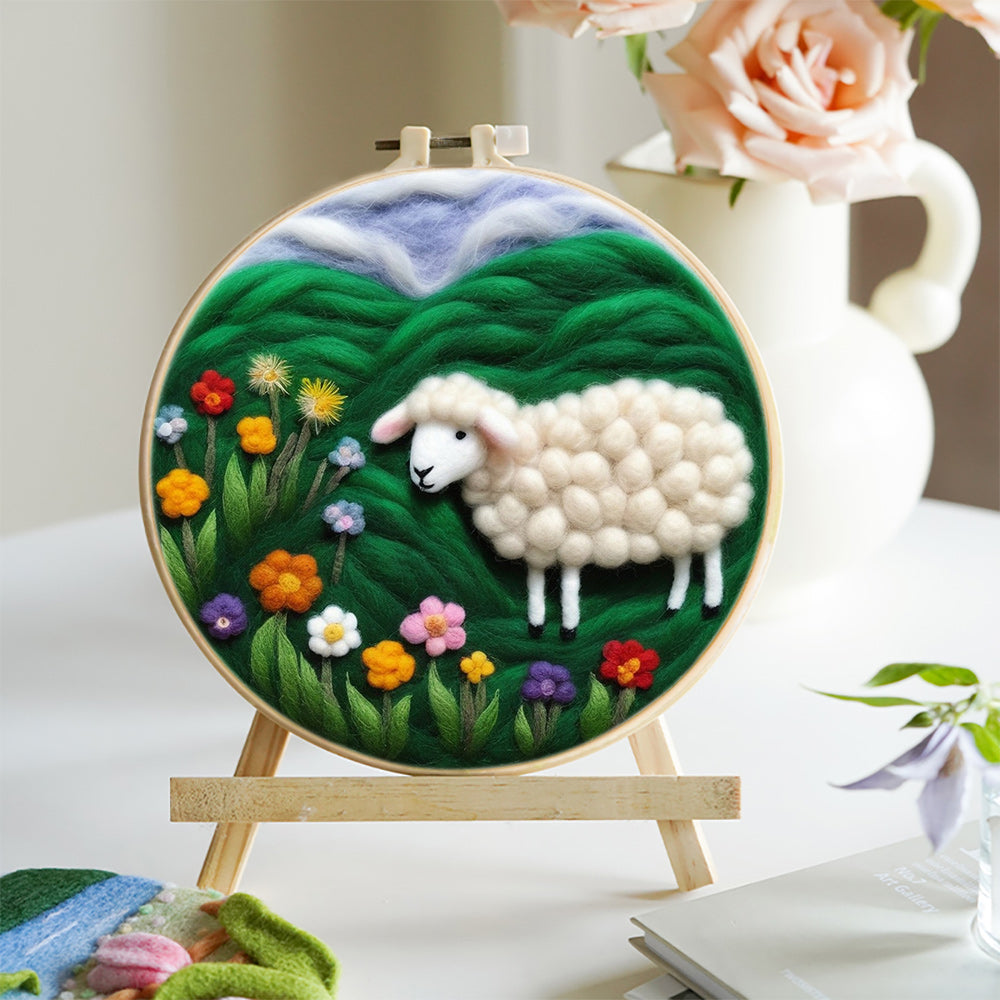 Lamb on the Grassland Wool Needle Felting Painting Kit – Hobbyart.uk